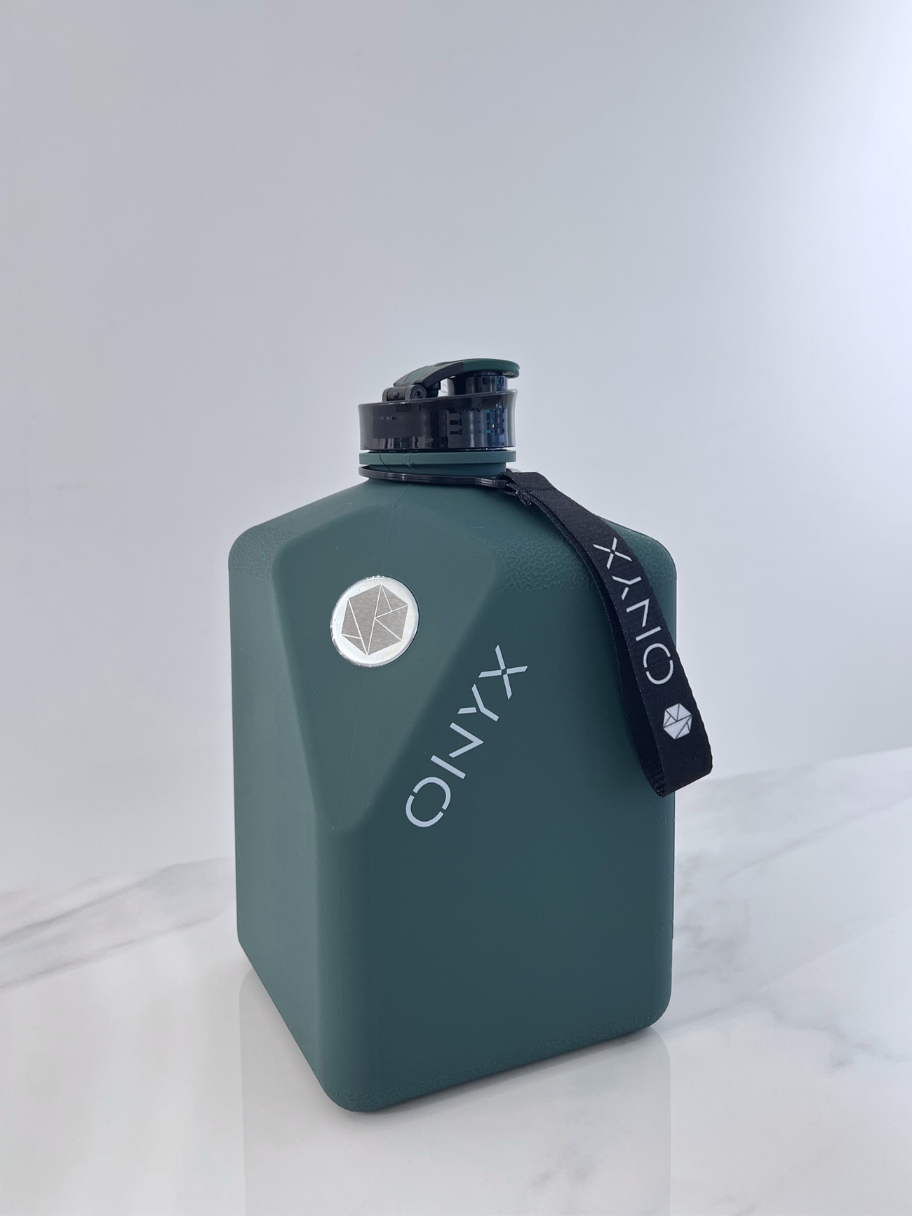 ONYX Bottle